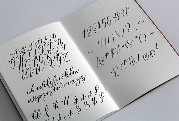 Sakura Script - Free Font