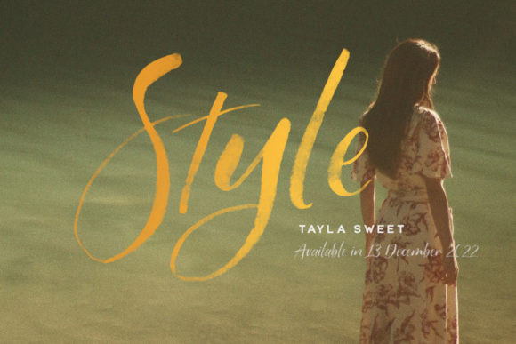 Hello Christine Font - Free Font