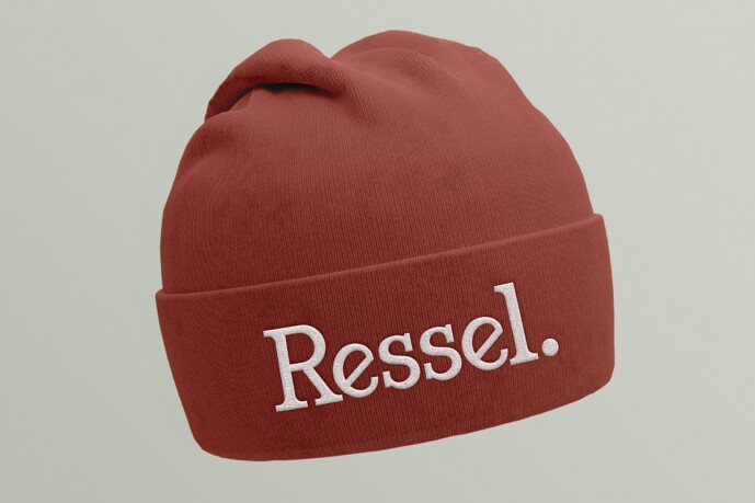 Elizabeth Serif Font - Free Font