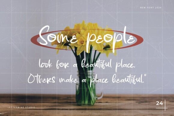 Une Evanora Font - Free Font